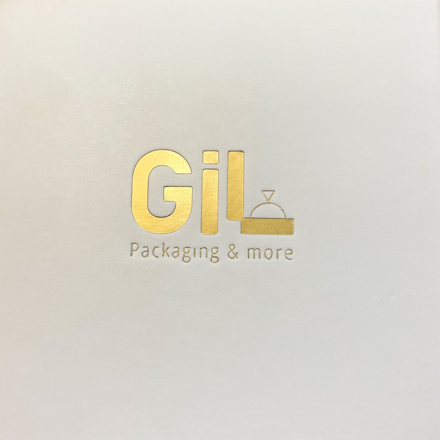 מיתוג לוגו - Gil Packaging