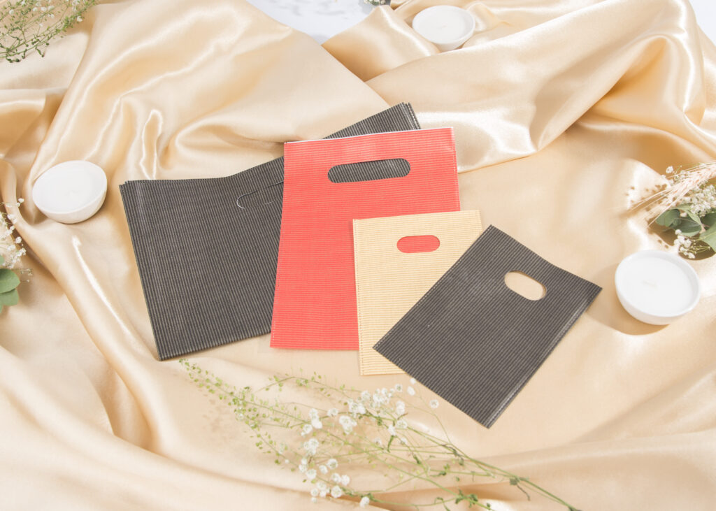 שקיות צלופן פסים עם ידית - Gil Packaging